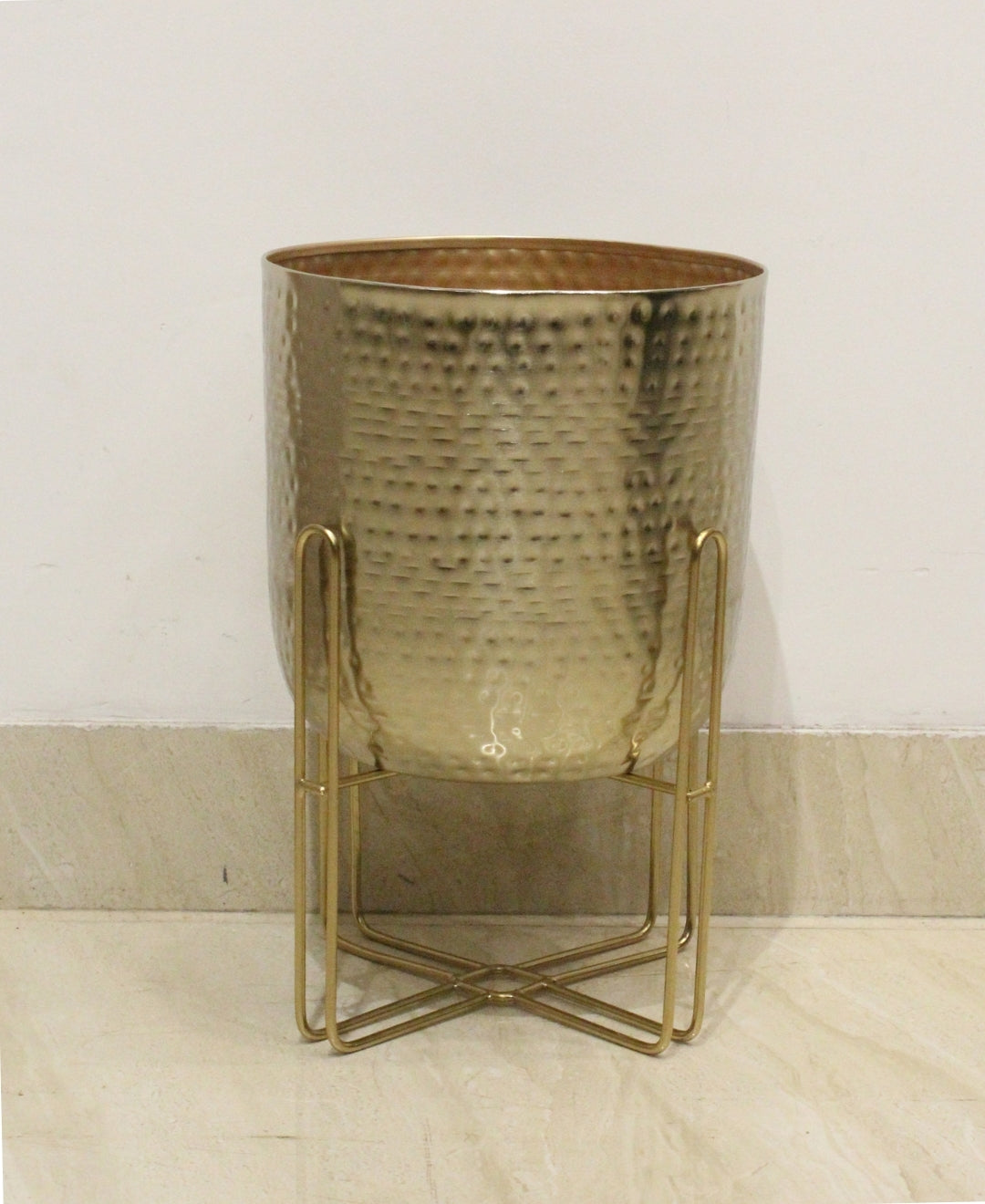 Pollination Metal Diamond punch Table Planter with gold finishing stan